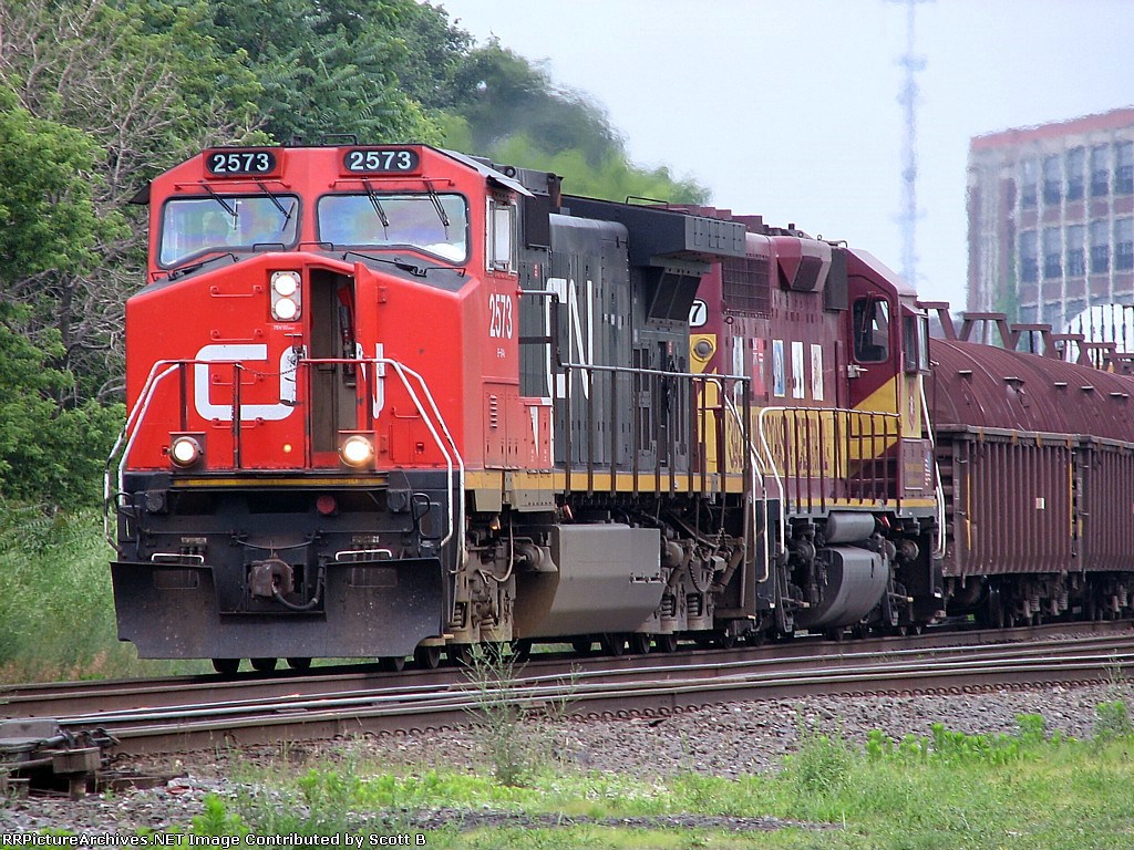 CN 2573